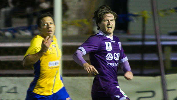 Game time the focus for Lowe - Perth Glory