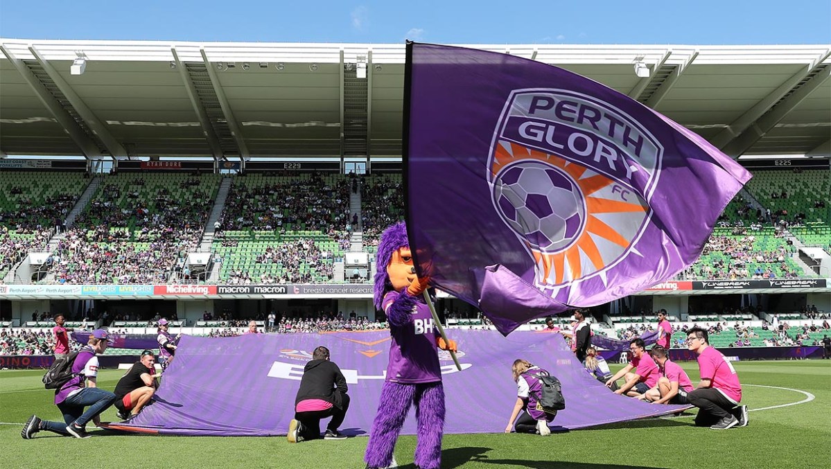 Going To The Game - Glory v Adelaide United - Perth Glory