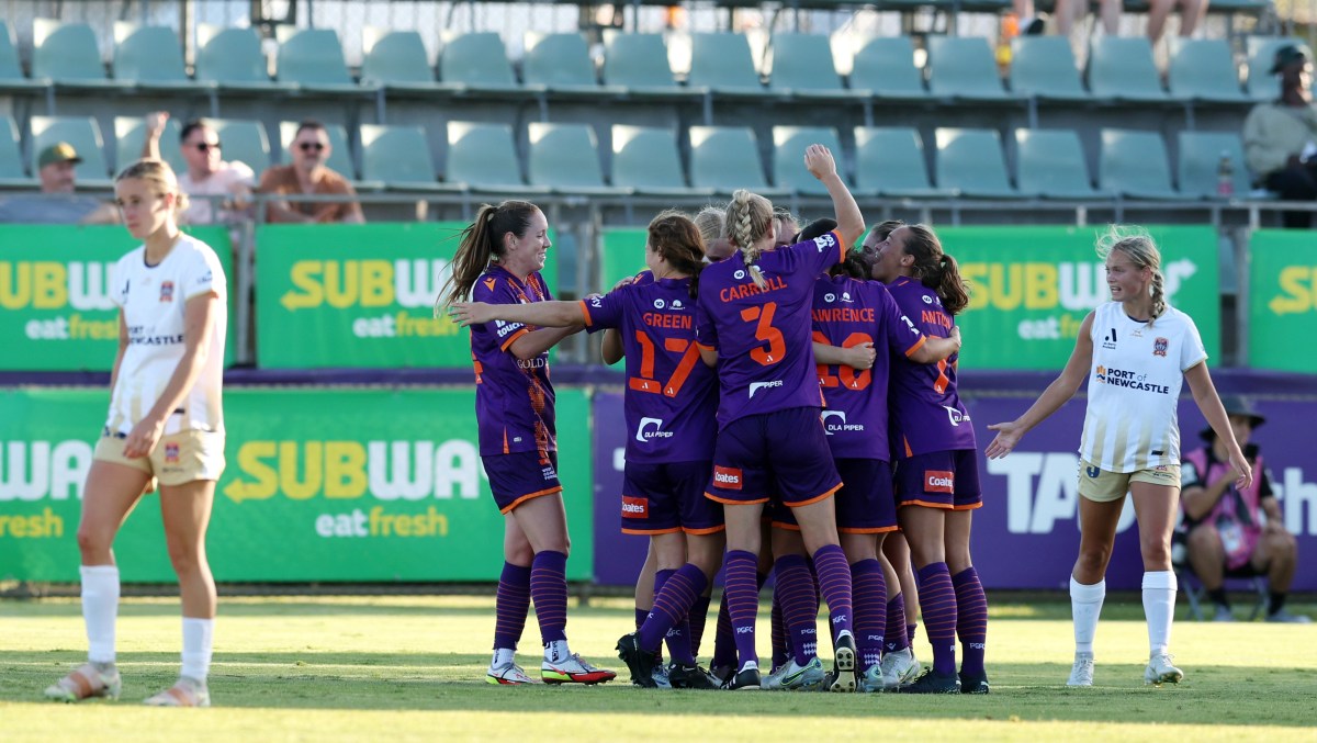 Glory turn on the style in third successive win - Perth Glory