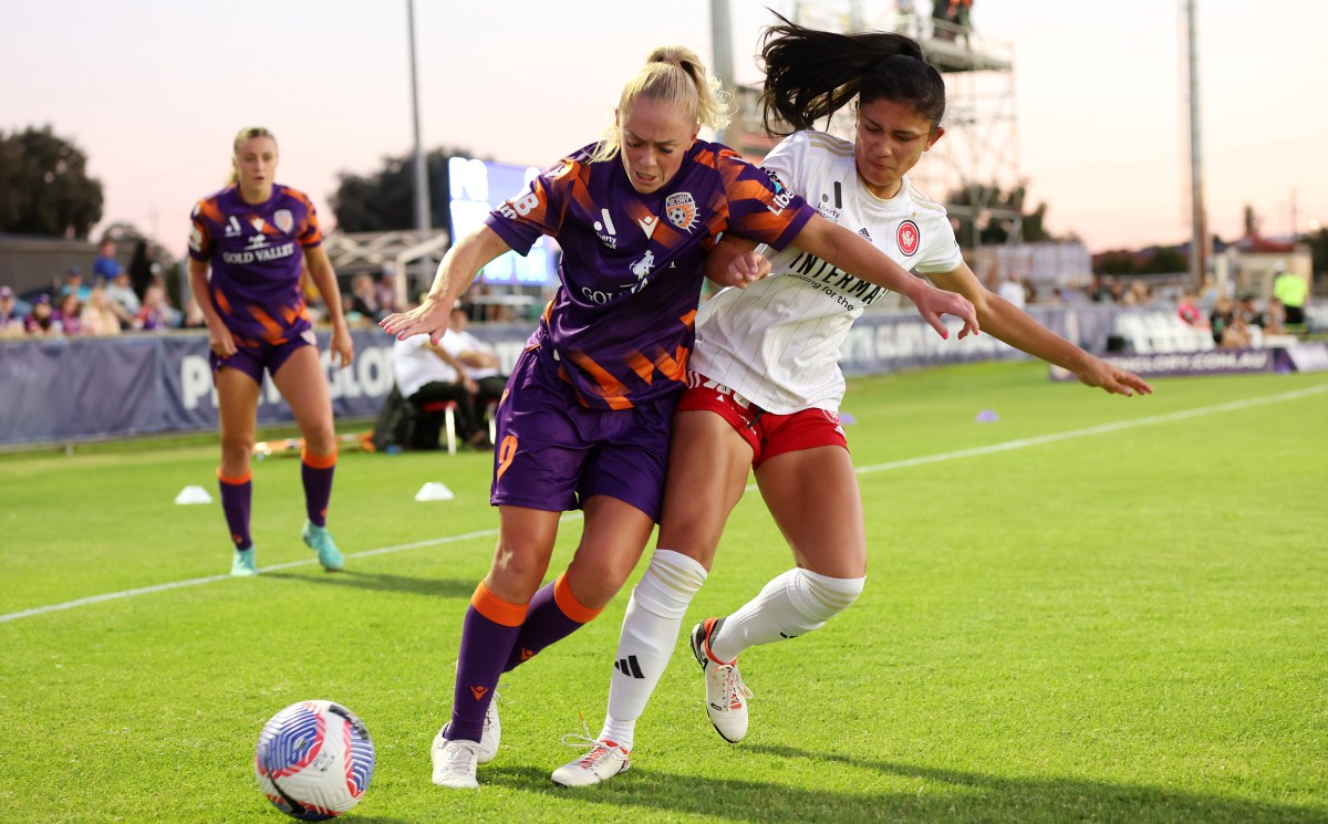 Harding double consigns Glory to first home defeat - Perth Glory